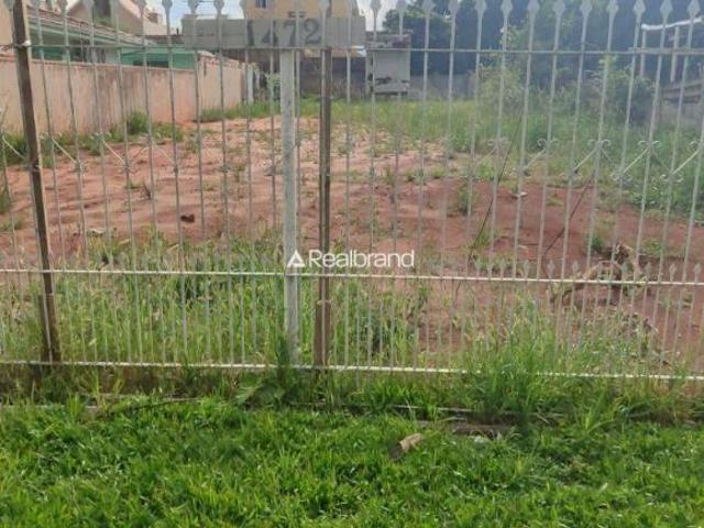 Terreno Amplo com 770 m2 no Hauer – Excelente Localizacao e Acesso Facil