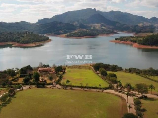 TERRENO AMPLO COM VISTA NO CONDOMIO RESIDENCIAL PANORAMA EM PIRACAIA