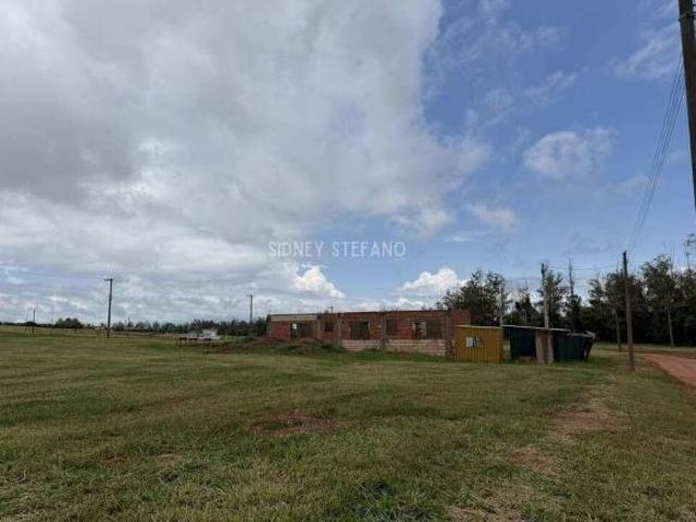Terreno Amplo de 855 m² próximo ao lago dos peixes do Santa Bárbara Resort Residence