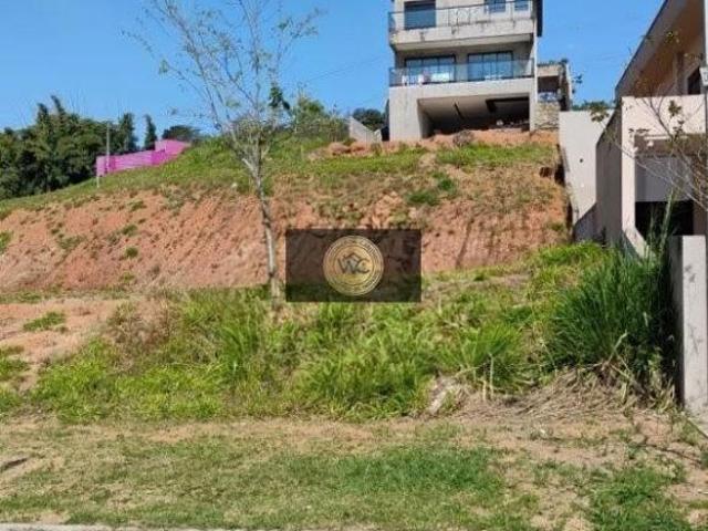 Terreno Amplo e Bem Localizado em Capuava, Embu das Artes / SP