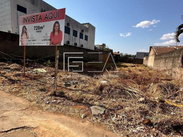 Terreno Amplo e Bem Localizado: Oportunidade Única para Investimento!