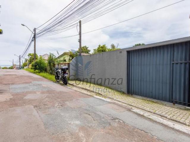 Terreno amplo e plano à venda no Barreirinha