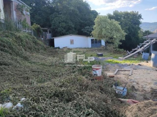 TERRENO AMPLO E REGULARIZADO NA COLINA, MATIEL
