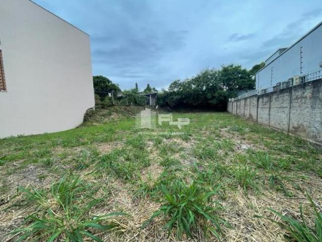 TERRENO AMPLO PRÓXIMO AO FÓRUM DE FELIZ