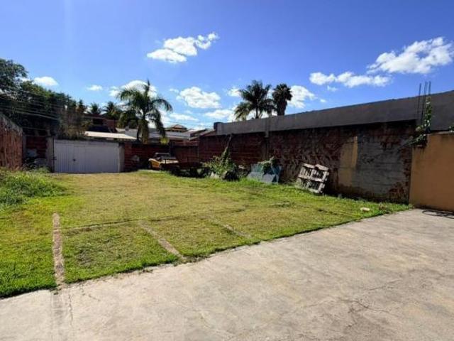 TERRENO ARNIQUEIRAS SHA 4 400M2 CONDOMÍNIO FECHADO CASA DE FUNDO 2 QUARTOS 1 SUÍTE VISTA LIVRE LOTE