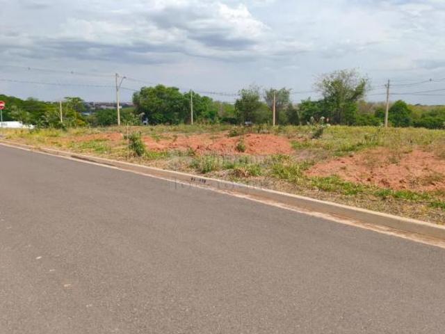 Terreno Ary Attab III
