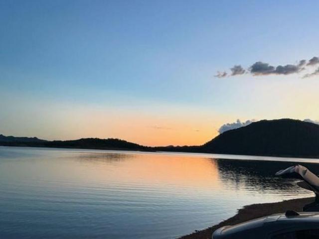 TERRENO ÀS MARGENS DO LAGO SERRA DA MESA