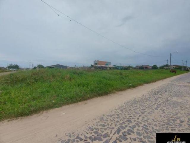 Terreno Bairro Zona Nova próximo ao mar