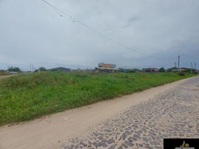 Terreno Bairro Zona Nova próximo ao mar