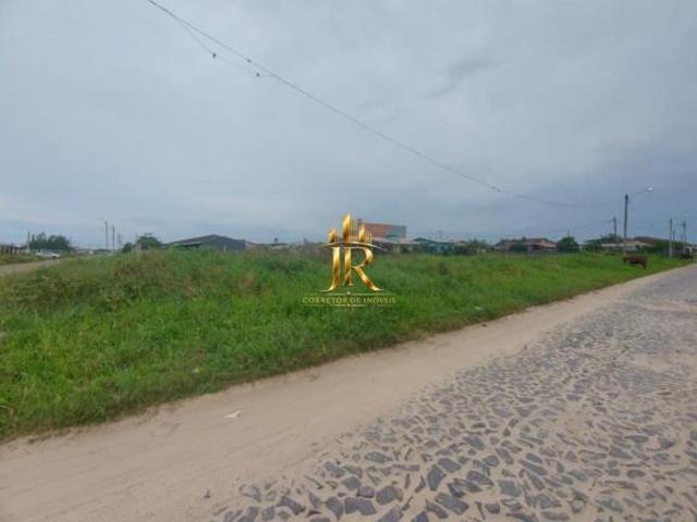 Terreno Bairro Zona Nova próximo ao mar