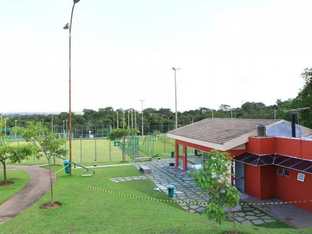 Terreno Belvedere 1, lote de 375m², bem localizado ja murado nas laterais