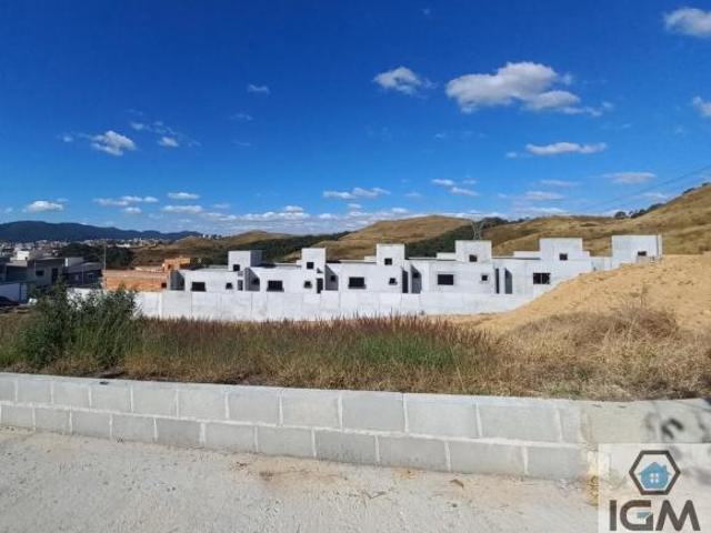 Terreno à venda em Poços de Caldas MG, Belvedere: 450m² de oportunidade única!