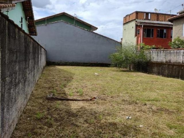Terreno bem localizado em avenida do balneário GAIVOTA em Itanhaém