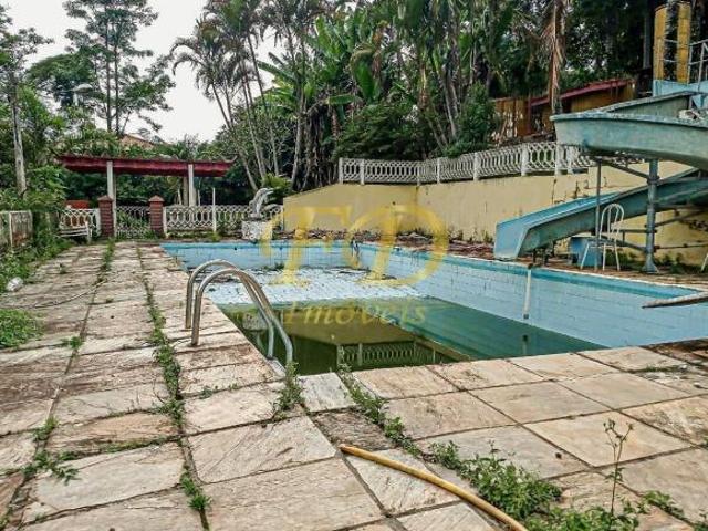 Terreno c/ Piscina em Atibaia / Bairro do Portão