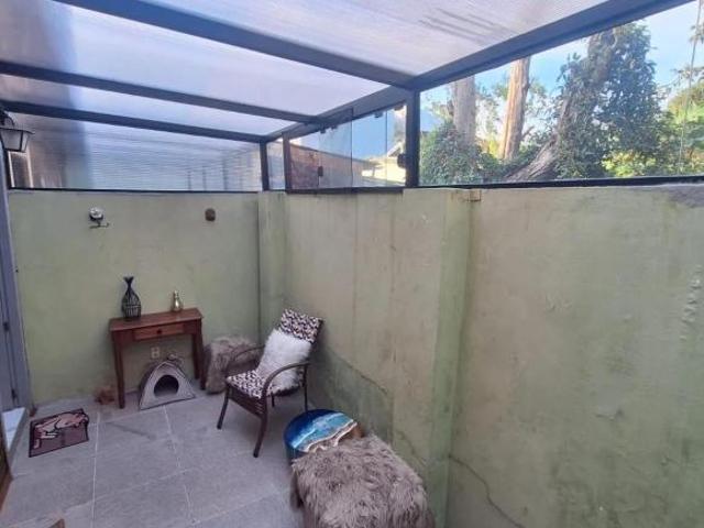 Terreno/ Casa com vaga para 3 carros no bairro Sarandi, em Porto Alegre, RS