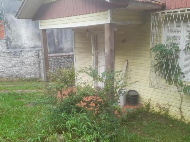 Terreno / casa a venda no bairro Medianeira
