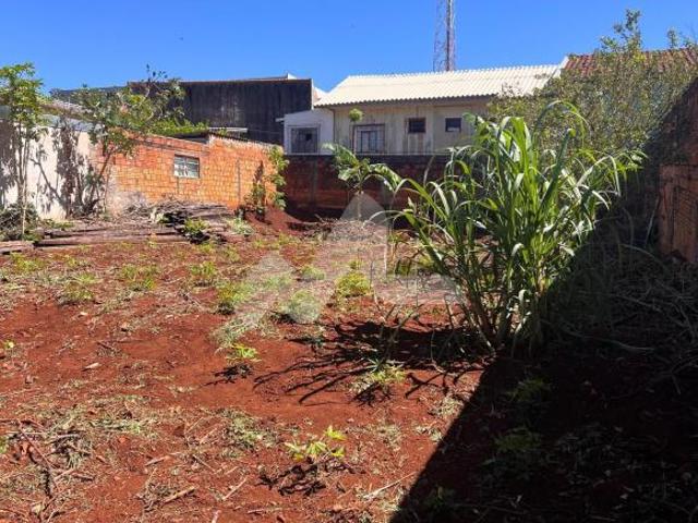Terreno Central à Venda em Toledo com 294,02 m a Meia Quadra da Av. Senador Atílio Fontana