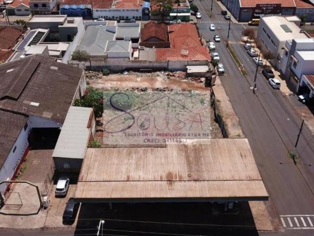 TERRENO CENTRO