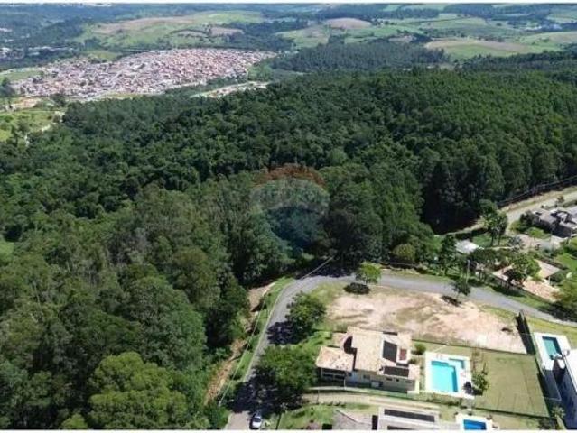 Terreno Colinas Inhandjara próximo ao Clubinho