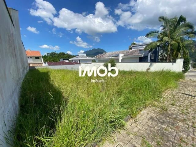 Terreno com 405 m² de área total, Jaraguá Esquerdo