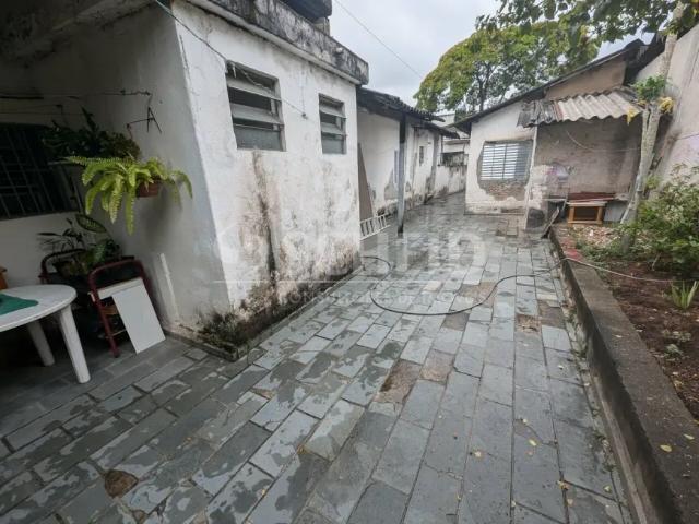 Terreno com 410m2