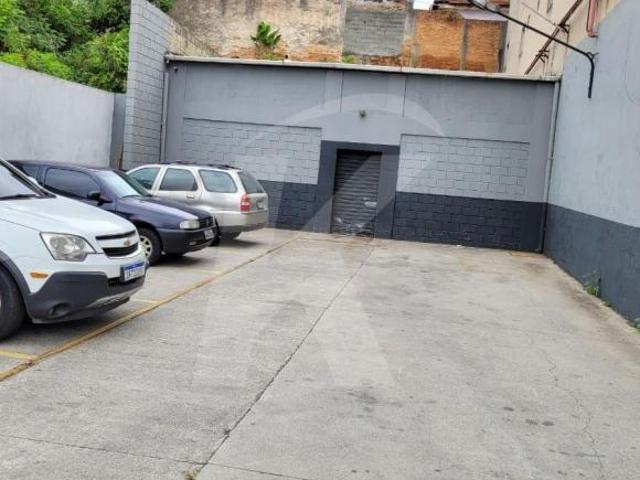 Terreno com 416m2, na Vila Maria Alta próximo ao comércio em geral, Investimento