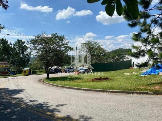 Terreno com 441,69 m² no Condomínio Renascence