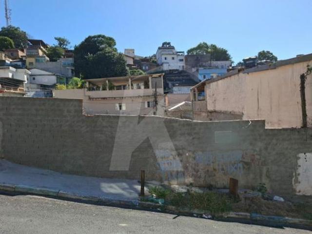 Terreno com 446 m2 de área total no bairro do Jardim Tremembé Oportunidade