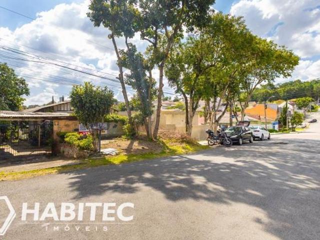 Terreno com 448 m² no Tingui HT2386