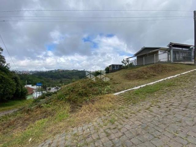 Terreno com 457,55m2 no Bairro Centenário