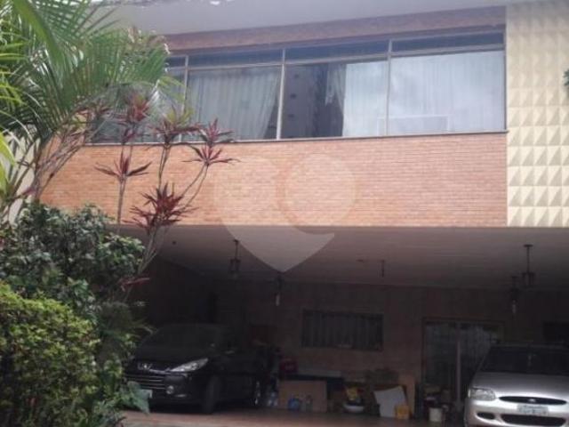 Terreno com 4 quartos à venda em Santa teresinha SP