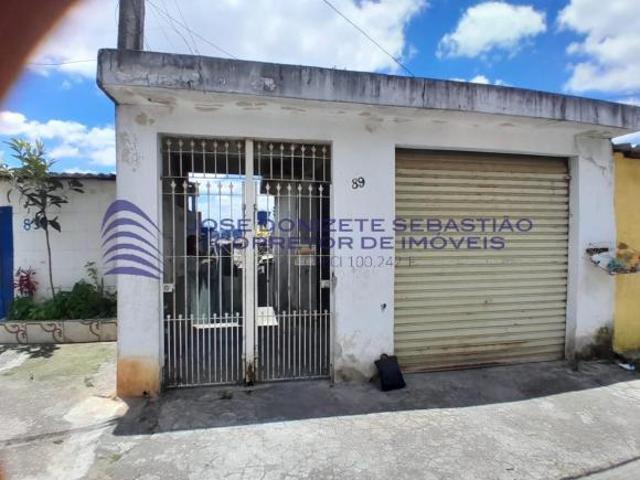 Terreno com 4 residências no Jardim Castelo em Ferraz de Vasconcelos SP