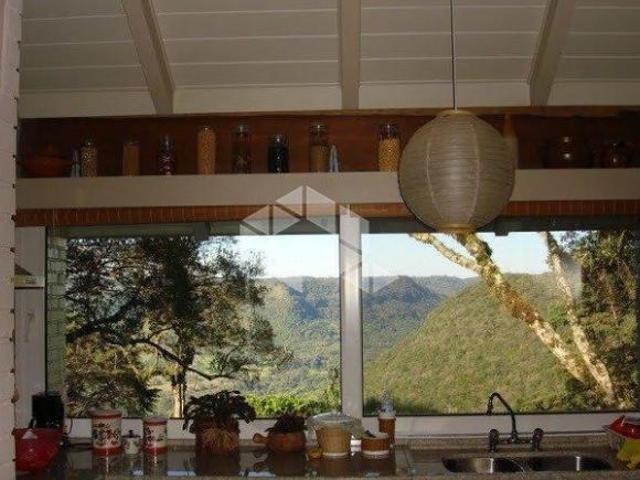 Terreno com 4.152m², no Bairro Planalto em Gramado