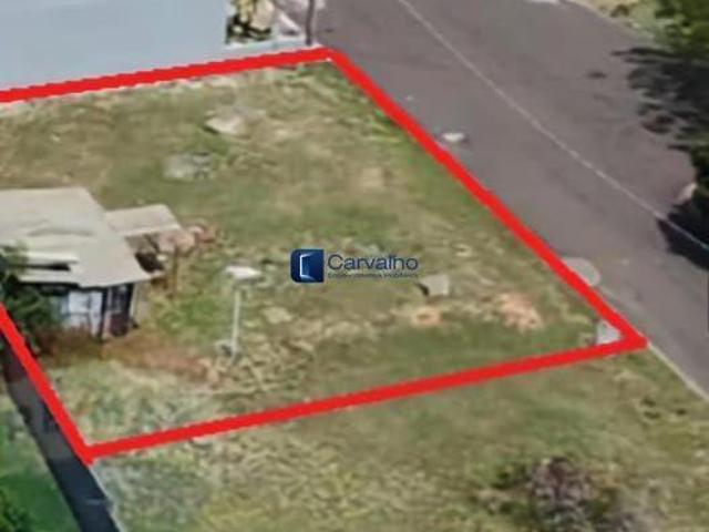 Terreno com 510m² Condomínio dos Lagos 3 Jardim Mirian