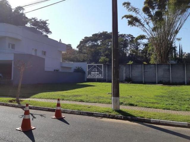terreno com 536 m² à venda em Valinhos