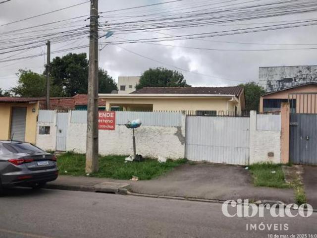 Terreno com 579 m² no Guaraituba Colombo