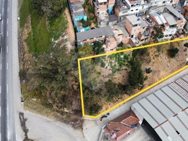 Terreno com 5 quartos à venda em Parque edu chaves SP