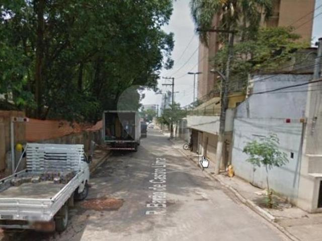 Terreno com 5 quartos à venda em Real parque SP