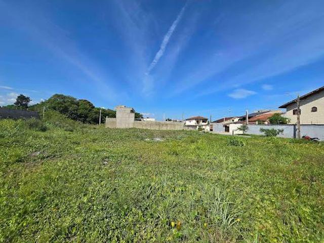 Terreno com 600 m² À 700m da praia Sao Jose Peruíbe/SP