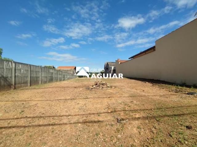 Terreno com 605 m² à venda em Valinhos