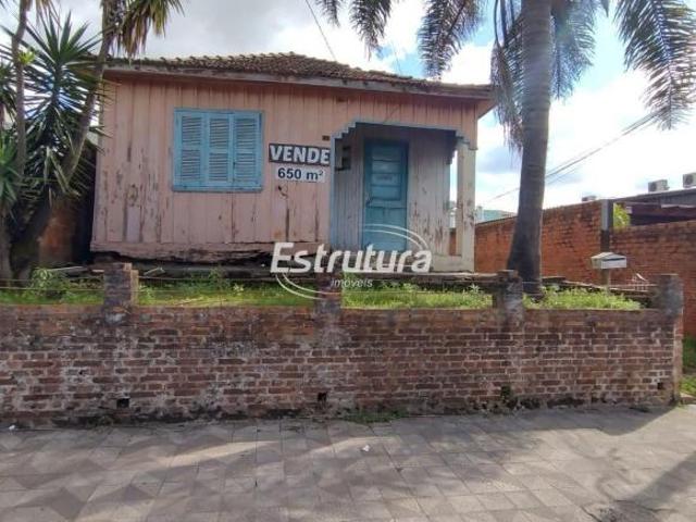 Terreno com 650 m²