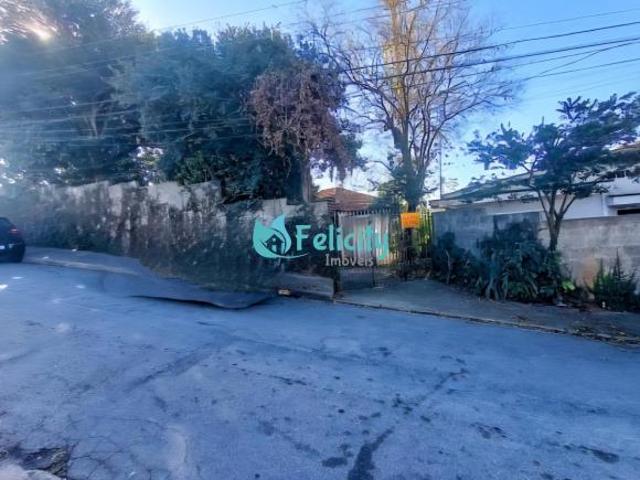 Terreno com 671m2 no Jardim Vista Linda
