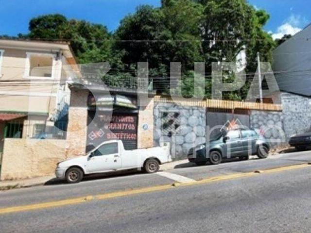 Terreno com 680 metros de área construída à venda no Tremembé!