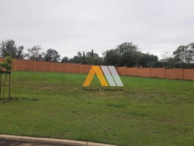 Terreno com 683,30 M² Alphaville Castelo
