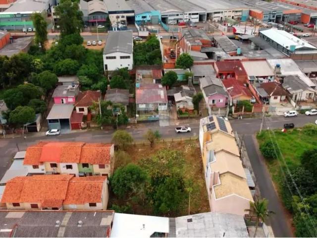 Terreno com 700m² em Cachoeirinha bairro Parque Brasília