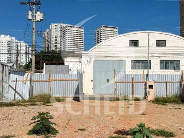 Terreno com 750m2 todo plano e sem arvores, numa excelente localização em Presidente Altino
