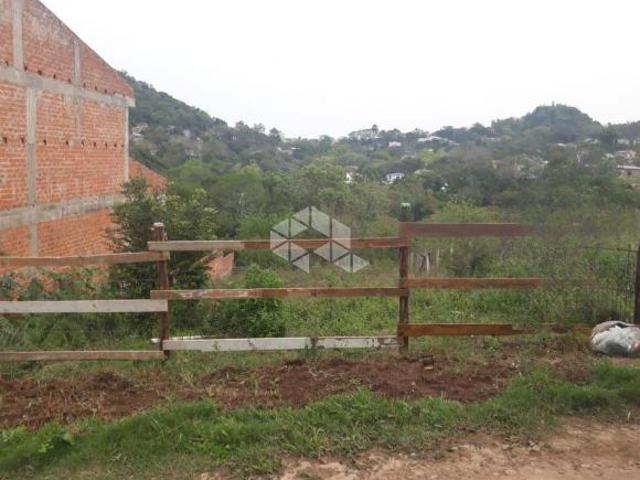 Terreno com 770 metros de área no Campestre do Menino Deus em Santa Maria
