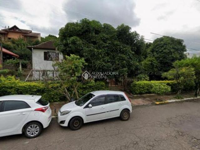 TERRENO COM 775M² SENDO 25X31 PROXIMO AO CENTRO DE NOVO HAMBURGO