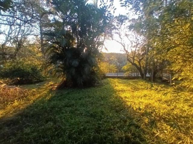 Terreno com 800m² próximo ao Centro de Viamão