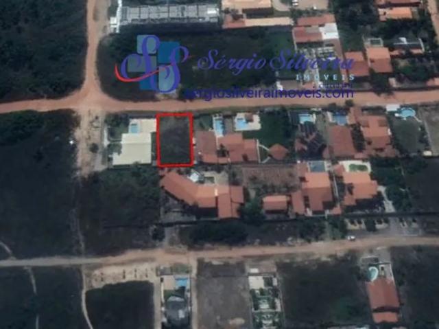 Terreno com 800m² em localização privilegiada no Porto das Dunas